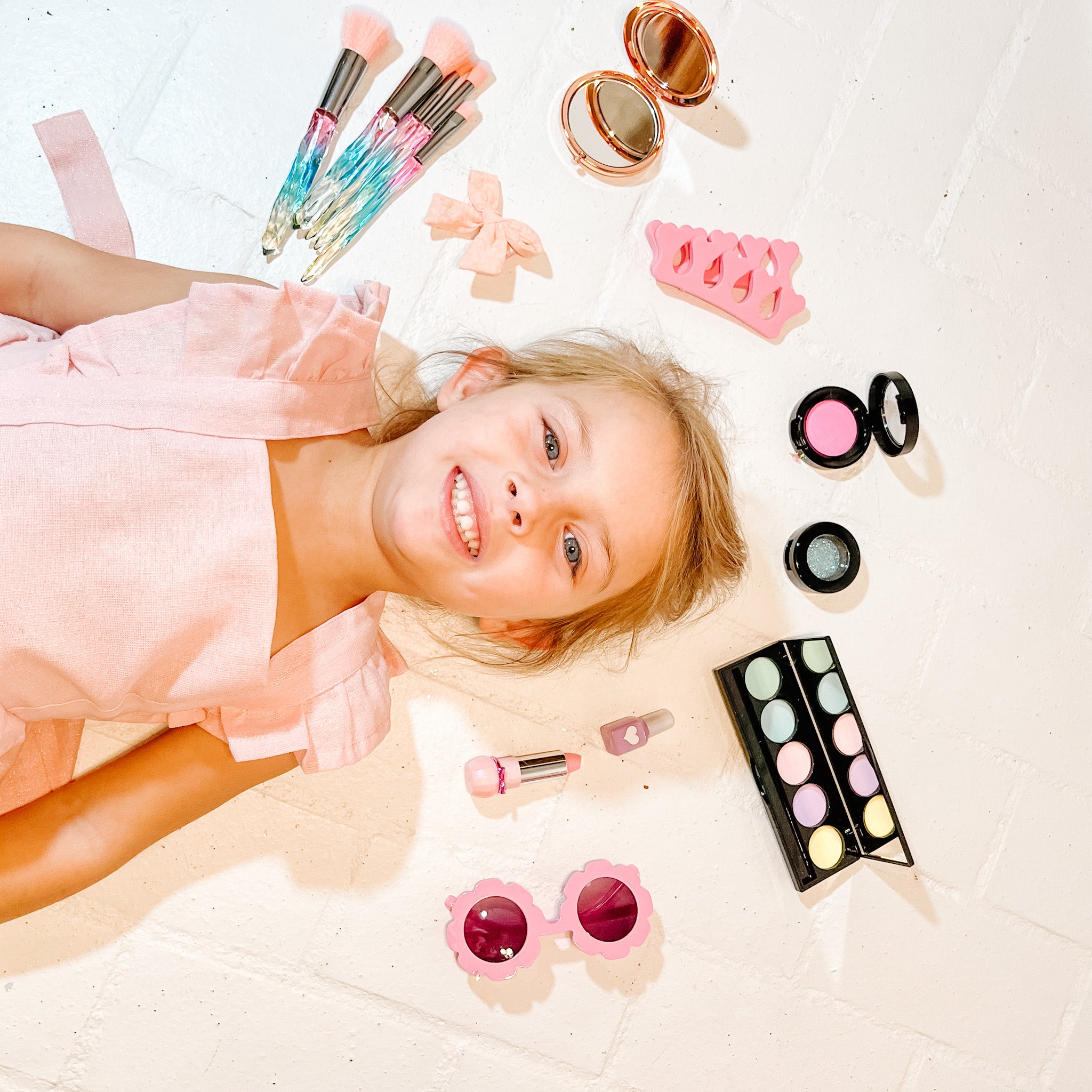 Little Lily Shop: The Home of Pretend Makeup.